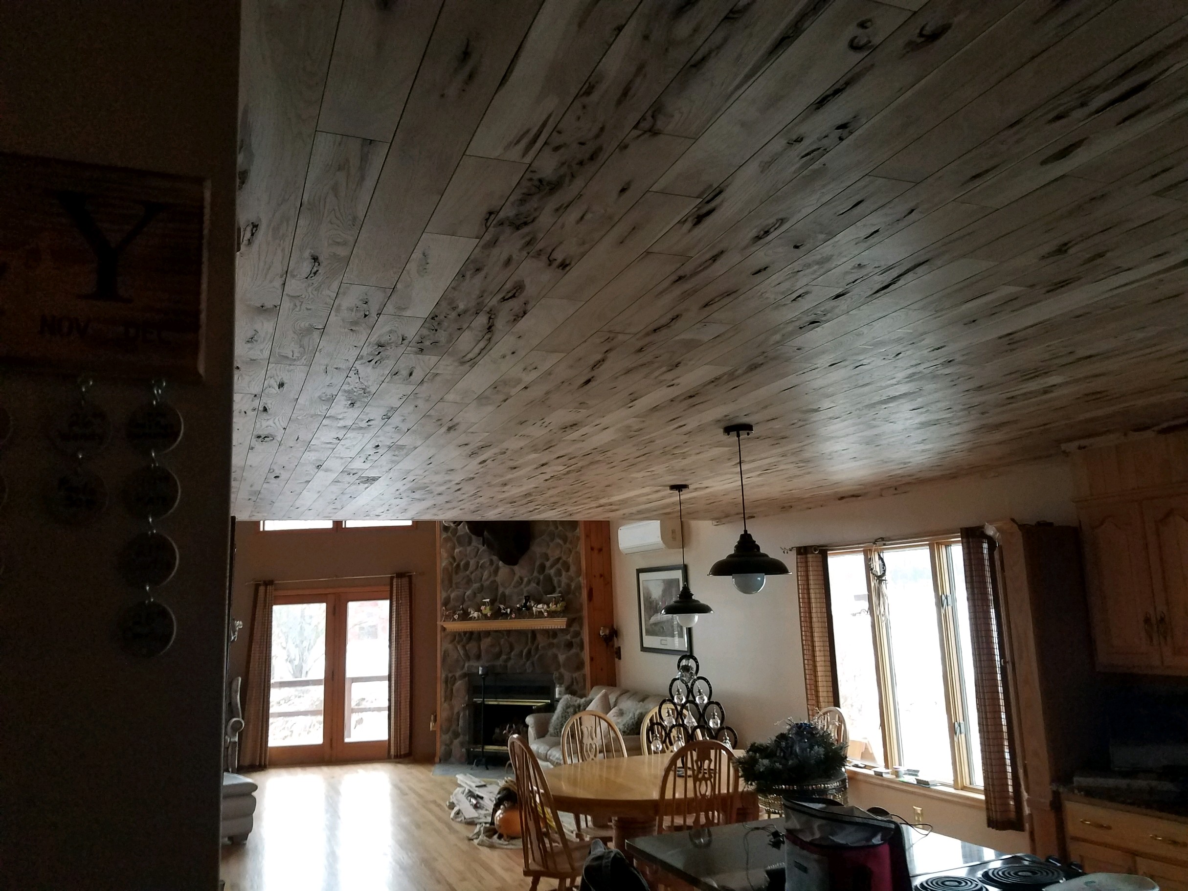 BARK INCLUSION HICKORY | Green River Lumber