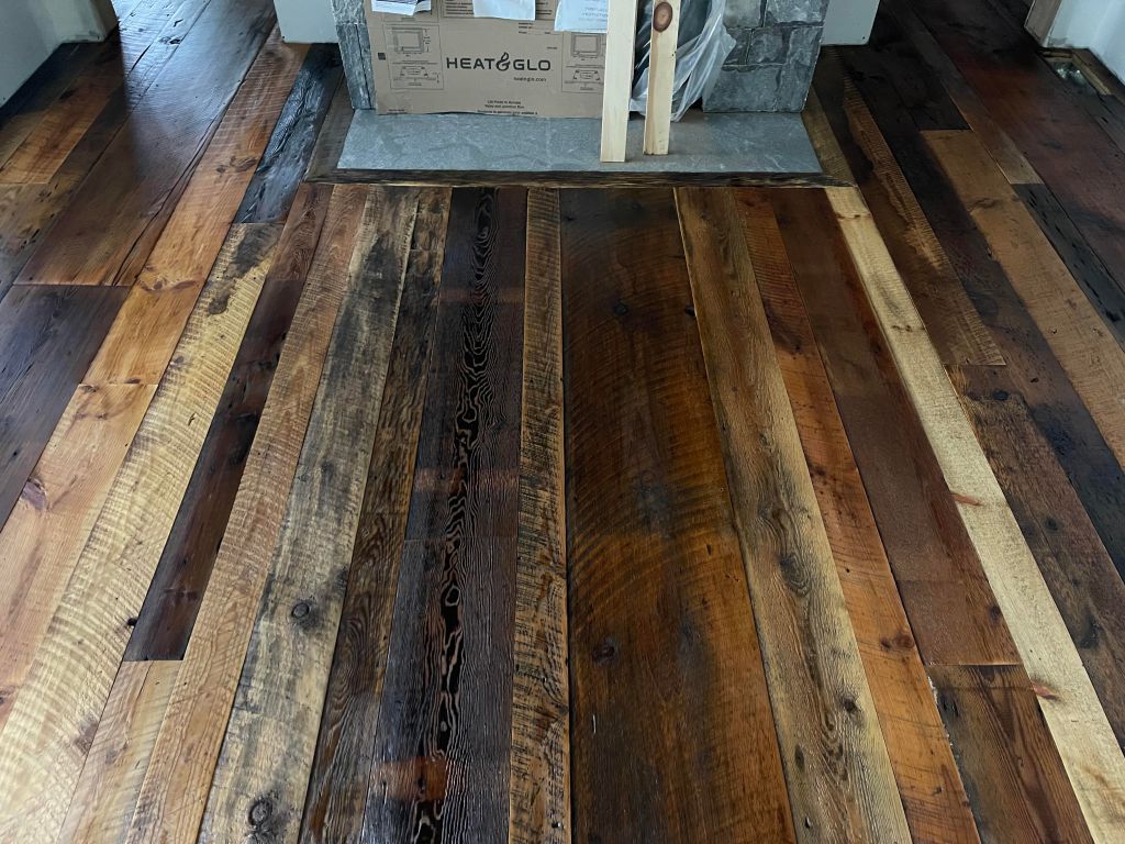 OUT WITH THE OLD & IN WITH THE OLD! ANOTHER FABULOUS BARN WOOD/BROWN ...