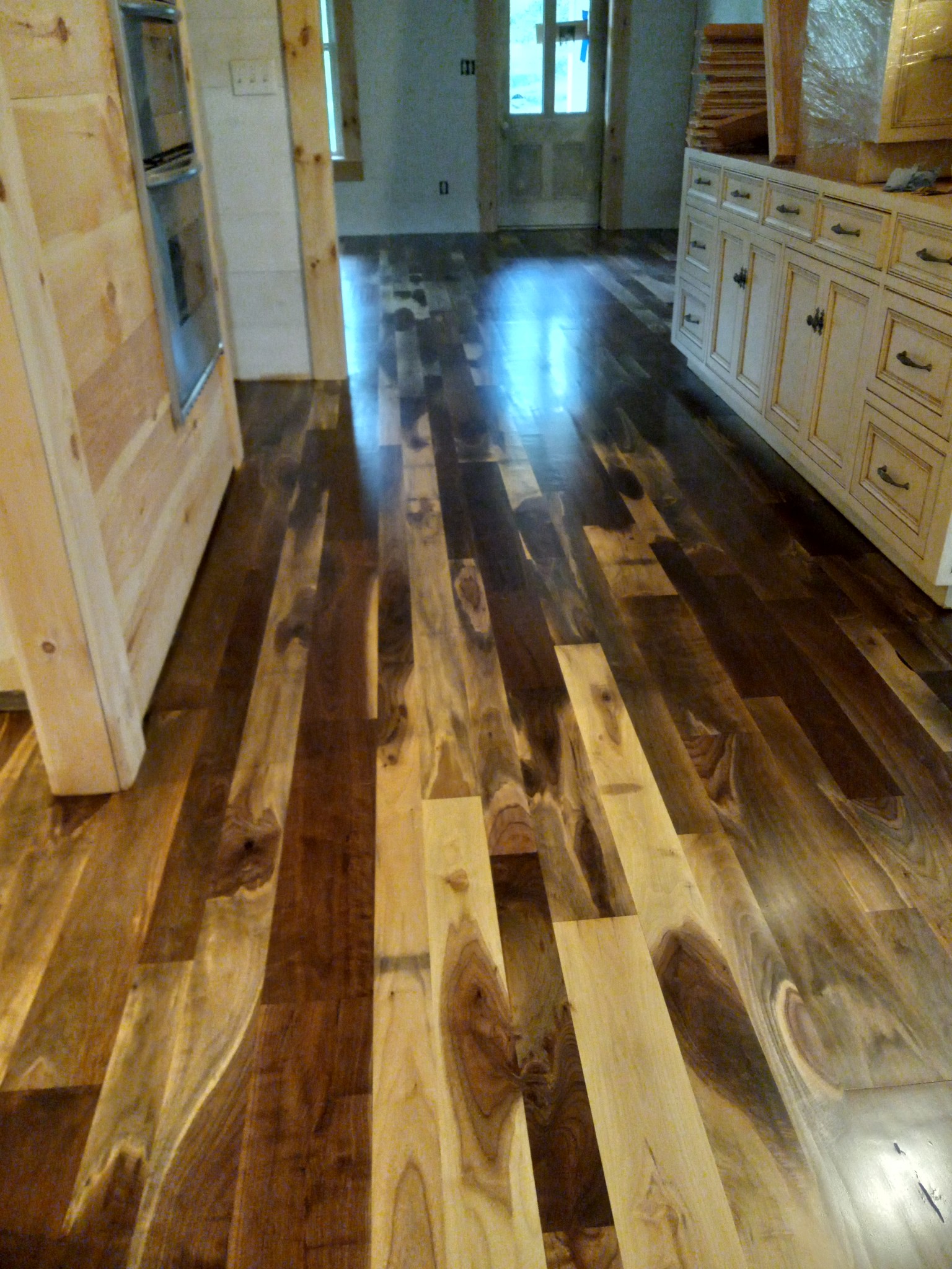 RUSTIC SAP WALNUT | Green River Lumber