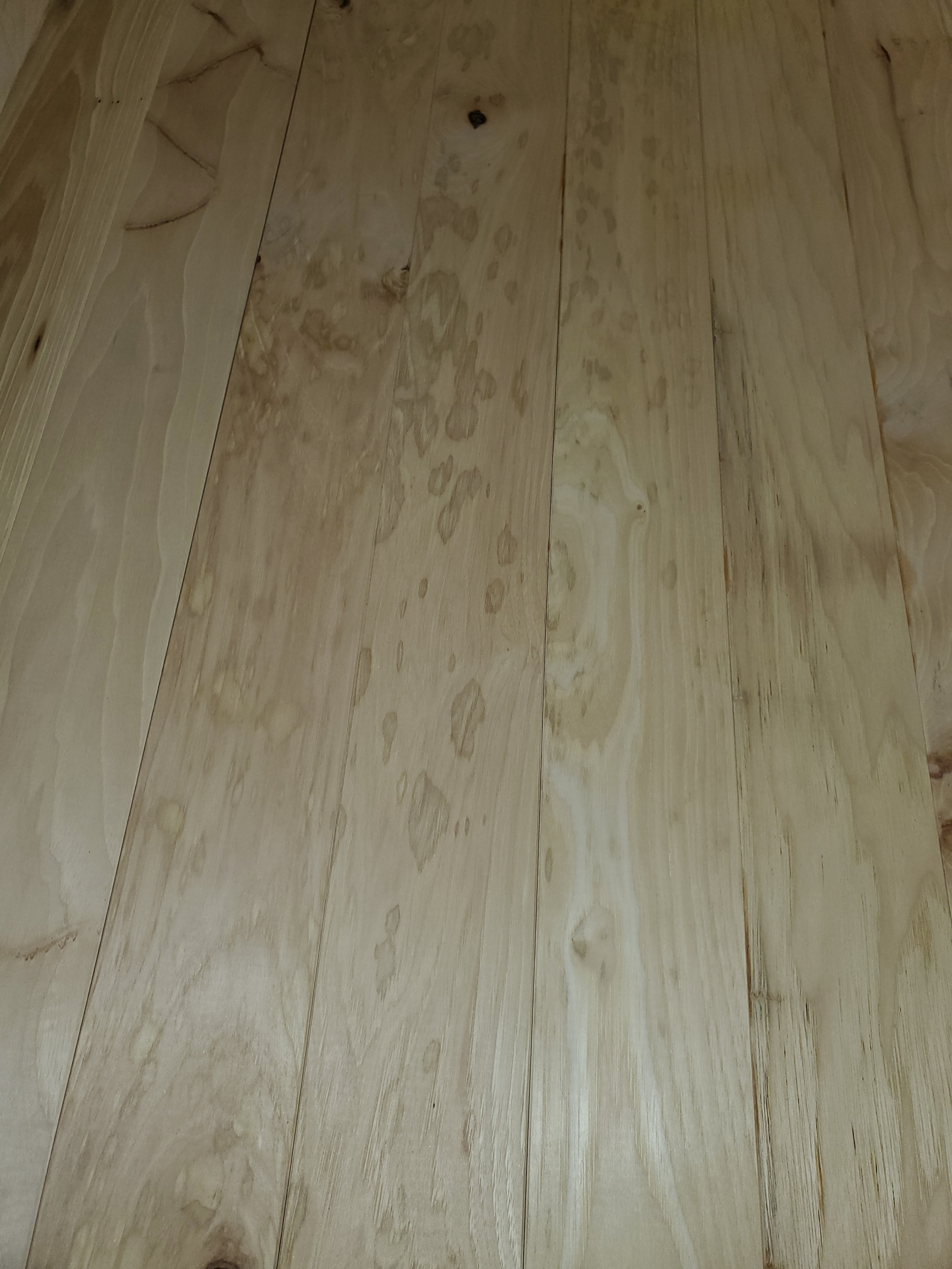 JUST A REMINDER ON OUR RUSTIC SPALTED HICKORY! 3/4″ SOLID FLOORING ...