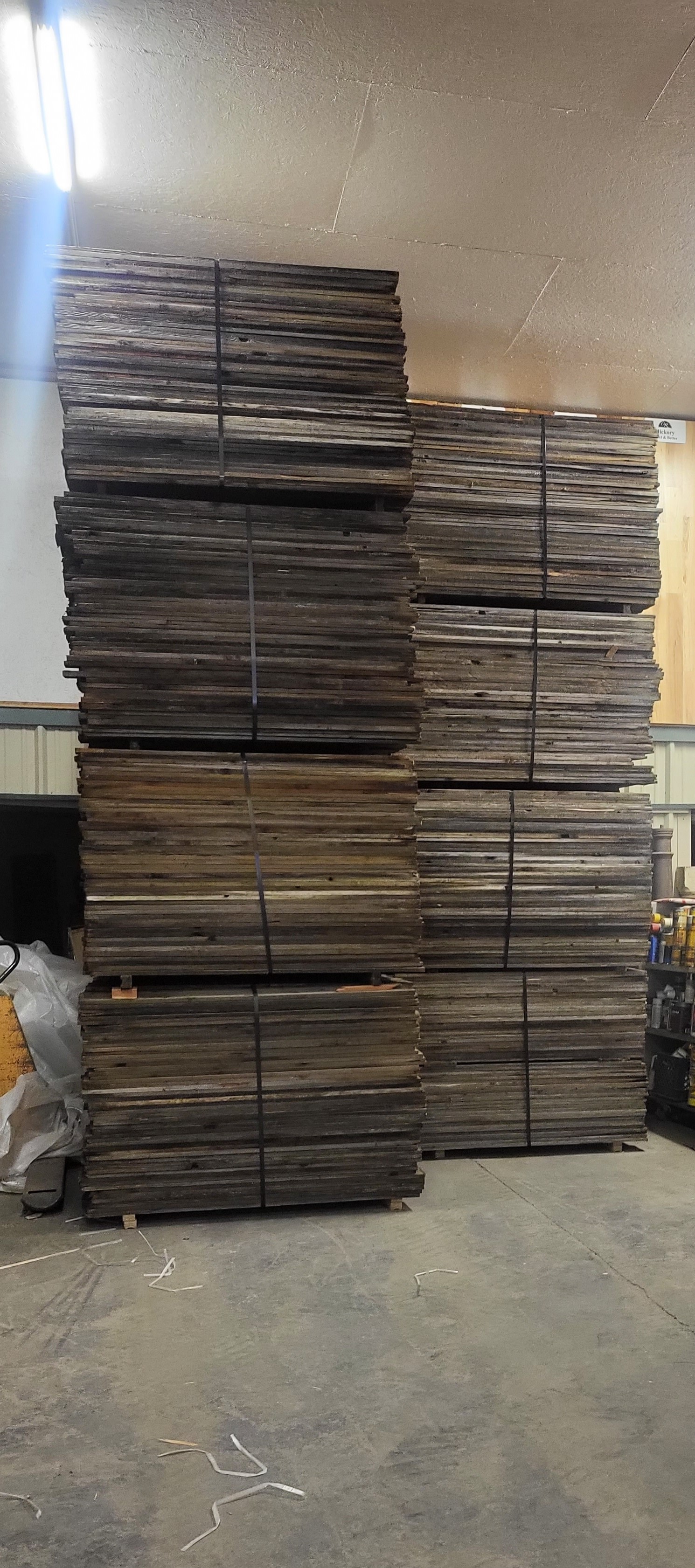 NEW TRUCKLOAD OF BEAUTIFUL RECLAIMED REDWOOD JUST IN! | Green River Lumber